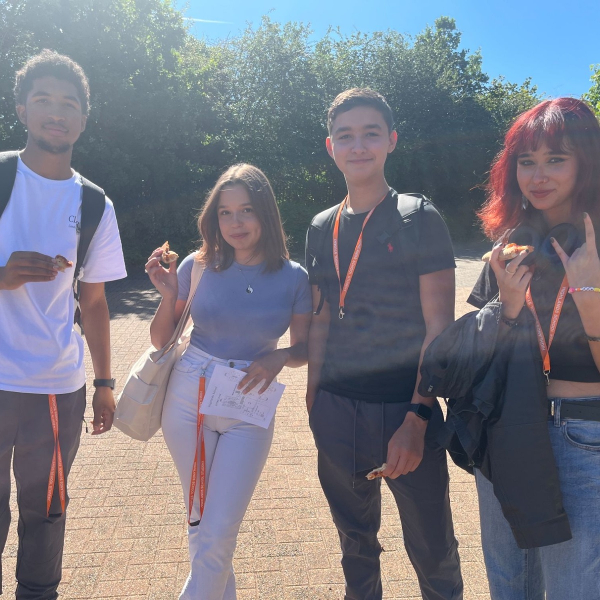 Highlands School - Welcome sixth formers!